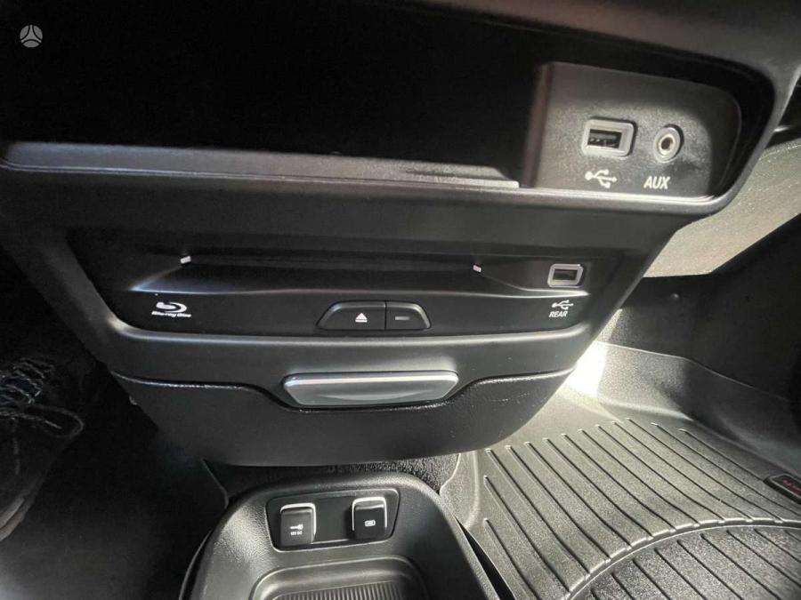 Melns Chrysler Pacifica 2019 Telšiai, ar dzinēja tilpumu 3.61 L un nobraukumu 201 tūkst. km par 16800 €, foto 35 vietnē AUTOMOTO.COM.LV