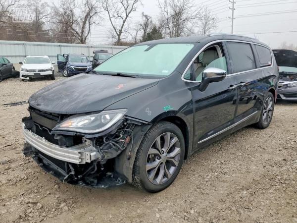 Chrysler Pacifica 2019 Telšiai vietnē Melns Chrysler Pacifica 2019 Telšiai, ar dzinēja tilpumu 3.60 L un nobraukumu 151 tūkst. km par 16800 €, foto 3 vietnē AUTOMOTO.COM.LV