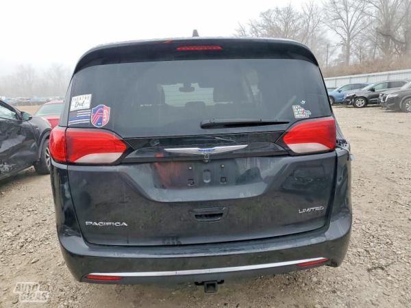 Chrysler Pacifica 2019 Telšiai vietnē Melns Chrysler Pacifica 2019 Telšiai, ar dzinēja tilpumu 3.60 L un nobraukumu 151 tūkst. km par 16800 €, foto 6 vietnē AUTOMOTO.COM.LV