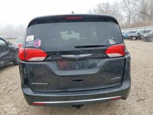 Black Chrysler Pacifica 2019 in Telschi, with an engine capacity of 3.60 L and mileage of 151 thousand km for 16800 €, photo 6 on AUTOMOTO.COM.LV