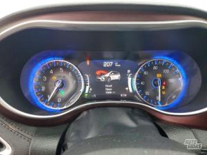 Black Chrysler Pacifica 2019 in Telschi, with an engine capacity of 3.60 L and mileage of 151 thousand km for 16800 €, photo 8 on AUTOMOTO.COM.LV