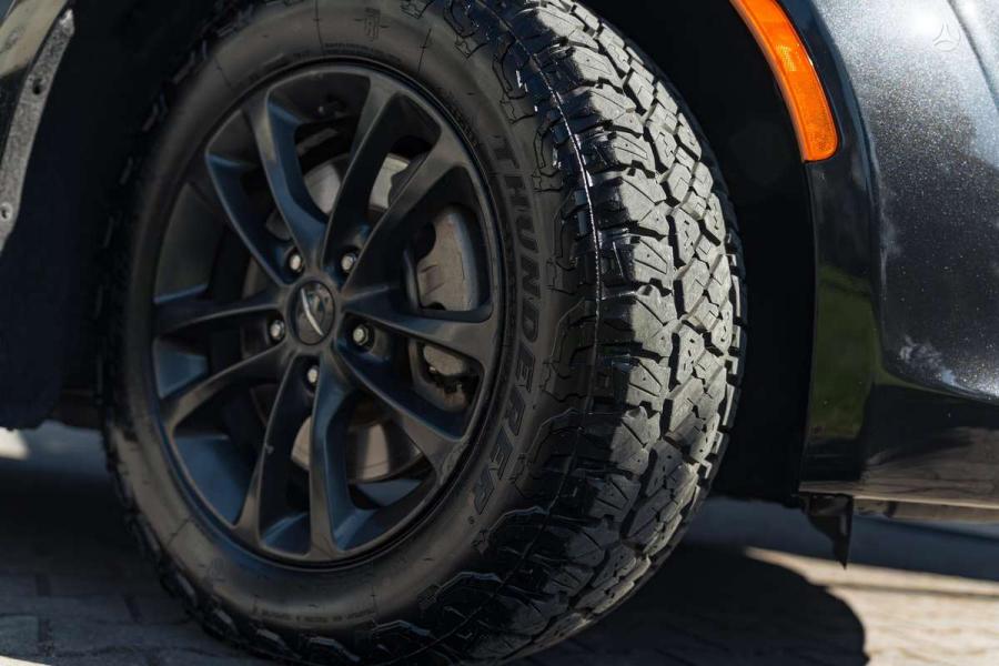 Melns Chrysler Pacifica 2020 Klaipėda, ar dzinēja tilpumu 3.61 L un nobraukumu 163 tūkst. km par 19500 €, foto 17 vietnē AUTOMOTO.COM.LV
