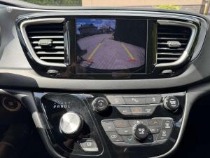 Melns Chrysler Pacifica 2020 Šauļi, ar dzinēja tilpumu 3.60 L un nobraukumu 230 tūkst. km par 15250 €, foto 16 vietnē AUTOMOTO.COM.LV