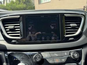 Melns Chrysler Pacifica 2020 Šauļi, ar dzinēja tilpumu 3.60 L un nobraukumu 230 tūkst. km par 15250 €, foto 17 vietnē AUTOMOTO.COM.LV