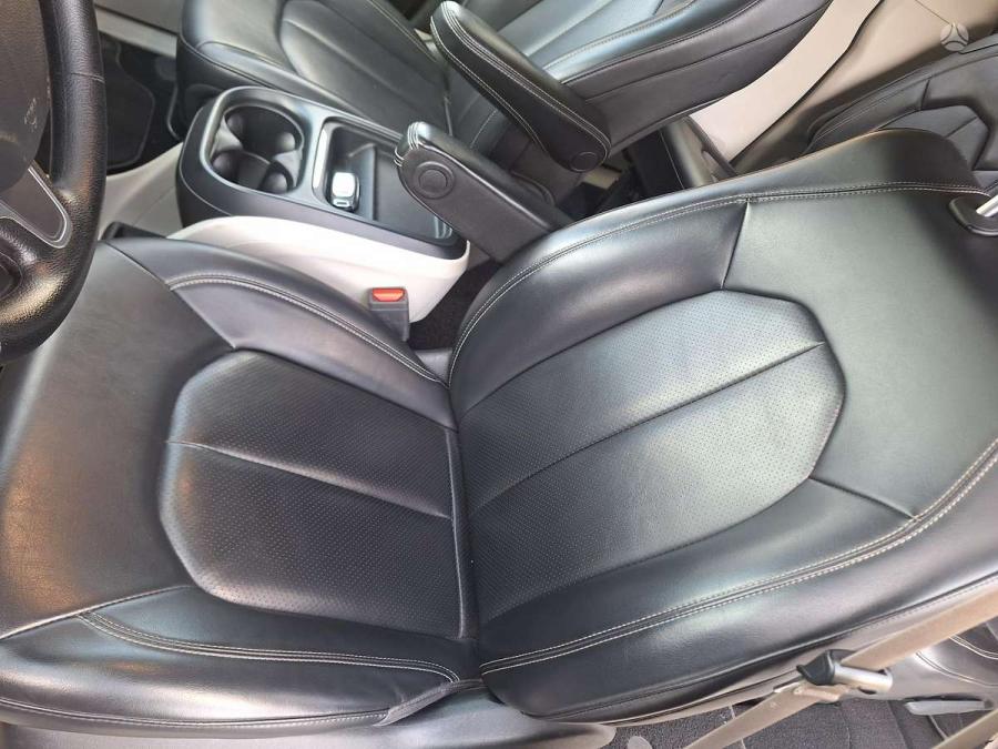 Melns Chrysler Pacifica 2020 Kauņa, ar dzinēja tilpumu 3.60 L un nobraukumu 203 tūkst. km par 11900 €, foto 12 vietnē AUTOMOTO.COM.LV