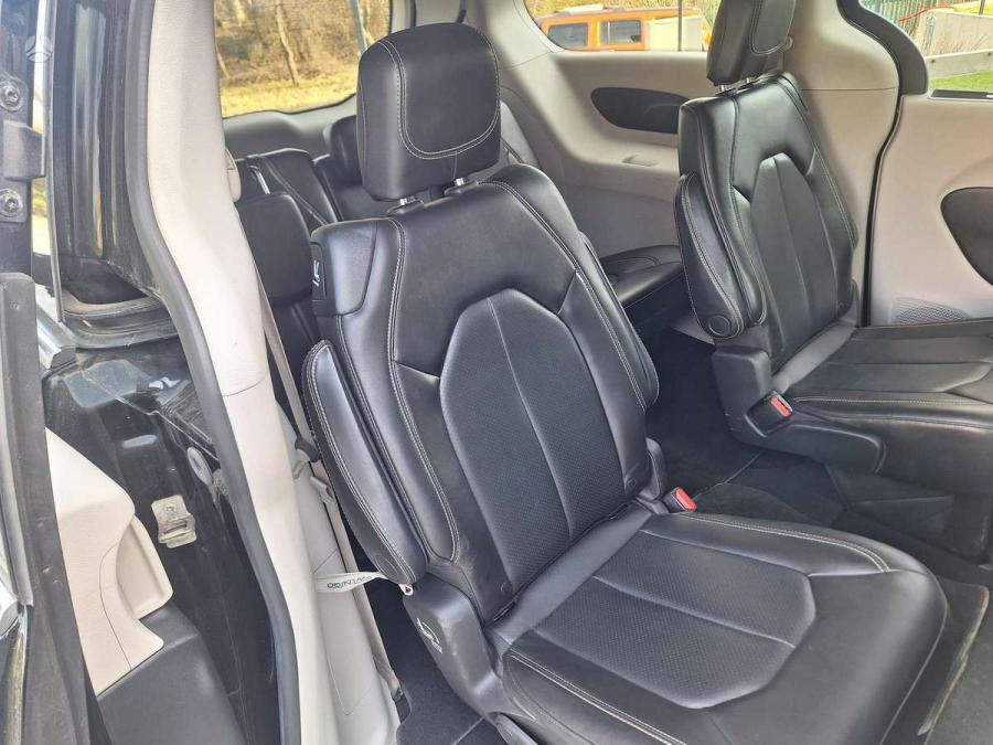 Melns Chrysler Pacifica 2020 Kauņa, ar dzinēja tilpumu 3.60 L un nobraukumu 203 tūkst. km par 11900 €, foto 16 vietnē AUTOMOTO.COM.LV