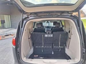 Melns Chrysler Pacifica 2020 Kauņa, ar dzinēja tilpumu 3.60 L un nobraukumu 203 tūkst. km par 11900 €, foto 20 vietnē AUTOMOTO.COM.LV