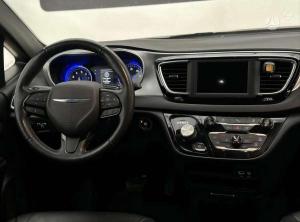 Melns Chrysler Pacifica 2020 Viļņa, ar dzinēja tilpumu 3.60 L un nobraukumu 55 tūkst. km par 20500 €, foto 16 vietnē AUTOMOTO.COM.LV