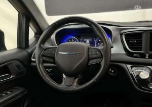 Melns Chrysler Pacifica 2020 Viļņa, ar dzinēja tilpumu 3.60 L un nobraukumu 55 tūkst. km par 20500 €, foto 19 vietnē AUTOMOTO.COM.LV