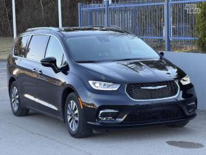 Melns Chrysler Pacifica 2021 Viļņa, ar dzinēja tilpumu 3.60 L un nobraukumu 136 tūkst. km par 27000 €, foto 12 vietnē AUTOMOTO.COM.LV