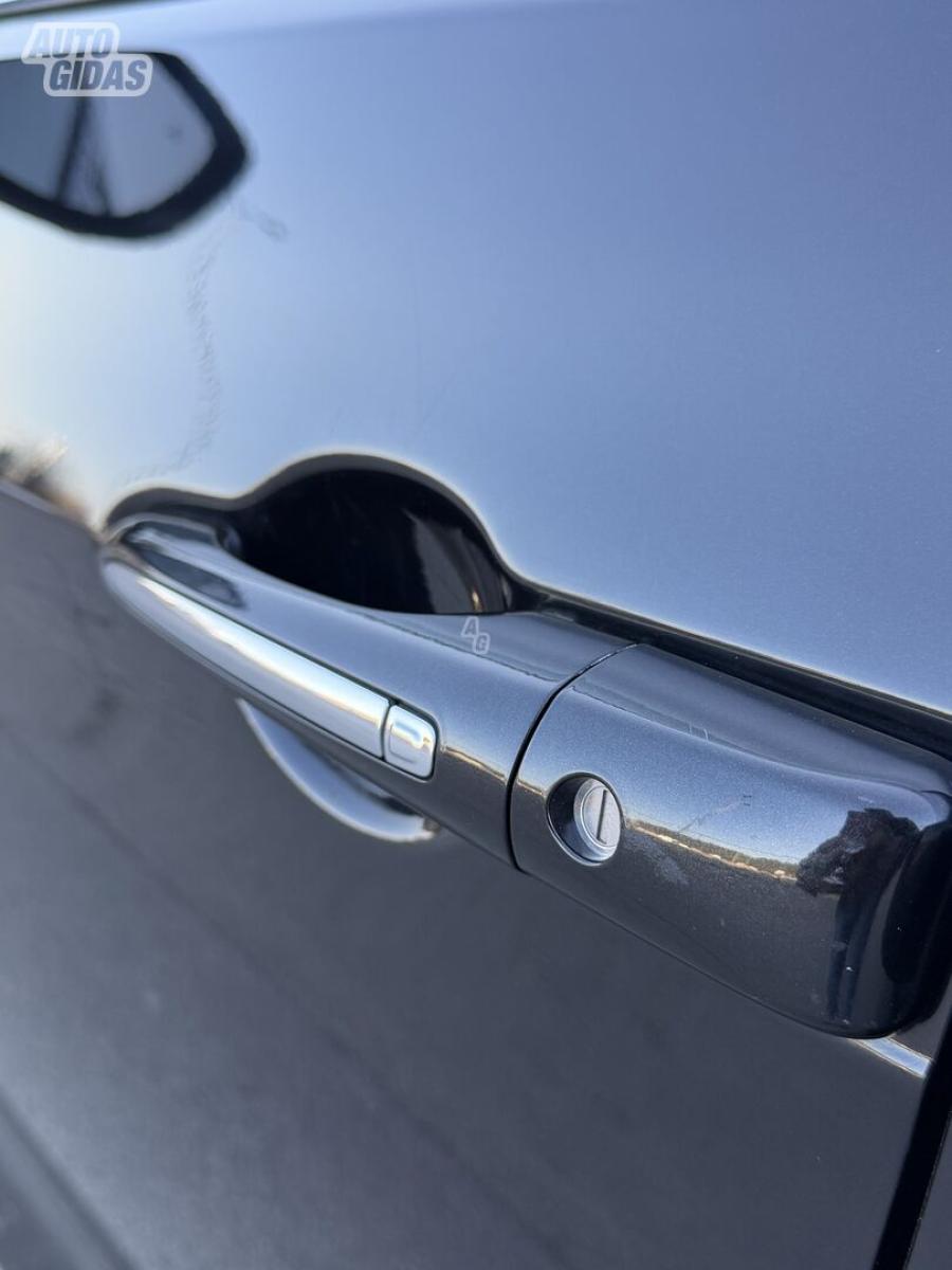 Melns Chrysler Pacifica 2021 Viļņa, ar dzinēja tilpumu 3.60 L un nobraukumu 136 tūkst. km par 27000 €, foto 14 vietnē AUTOMOTO.COM.LV