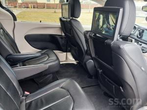 Melns Chrysler Pacifica 2021 Rīga, ar dzinēja tilpumu 3.60 L un nobraukumu 78 tūkst. km par 29900 €, foto 13 vietnē AUTOMOTO.COM.LV