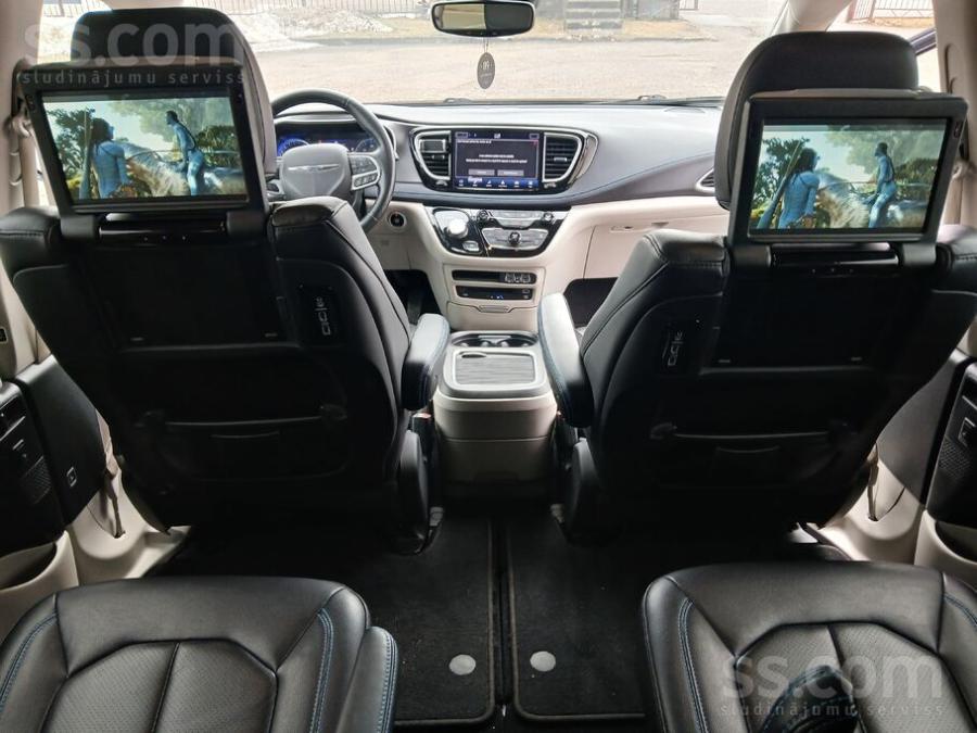 Melns Chrysler Pacifica 2021 Rīga, ar dzinēja tilpumu 3.60 L un nobraukumu 78 tūkst. km par 29900 €, foto 14 vietnē AUTOMOTO.COM.LV