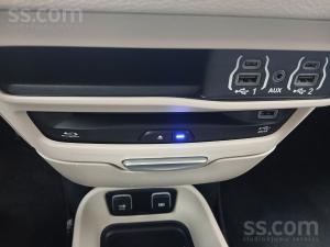 Melns Chrysler Pacifica 2021 Rīga, ar dzinēja tilpumu 3.60 L un nobraukumu 78 tūkst. km par 29900 €, foto 19 vietnē AUTOMOTO.COM.LV