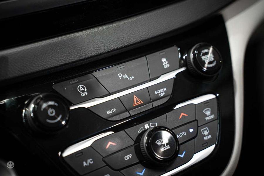 Melns Chrysler Pacifica 2021 Kauņa, ar dzinēja tilpumu 3.60 L un nobraukumu 68 tūkst. km par 24700 €, foto 20 vietnē AUTOMOTO.COM.LV