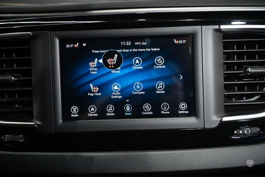 Melns Chrysler Pacifica 2021 Kauņa, ar dzinēja tilpumu 3.60 L un nobraukumu 68 tūkst. km par 24700 €, foto 24 vietnē AUTOMOTO.COM.LV