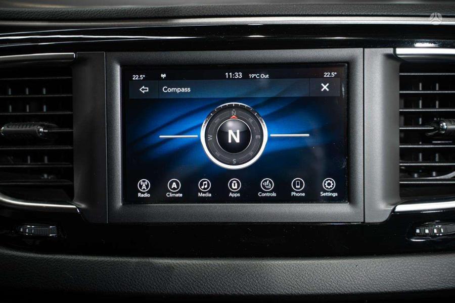 Melns Chrysler Pacifica 2021 Kauņa, ar dzinēja tilpumu 3.60 L un nobraukumu 68 tūkst. km par 24700 €, foto 25 vietnē AUTOMOTO.COM.LV