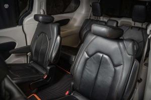 Melns Chrysler Pacifica 2021 Kauņa, ar dzinēja tilpumu 3.60 L un nobraukumu 68 tūkst. km par 24700 €, foto 26 vietnē AUTOMOTO.COM.LV