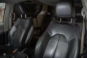 Melns Chrysler Pacifica 2021 Kauņa, ar dzinēja tilpumu 3.60 L un nobraukumu 68 tūkst. km par 24700 €, foto 27 vietnē AUTOMOTO.COM.LV