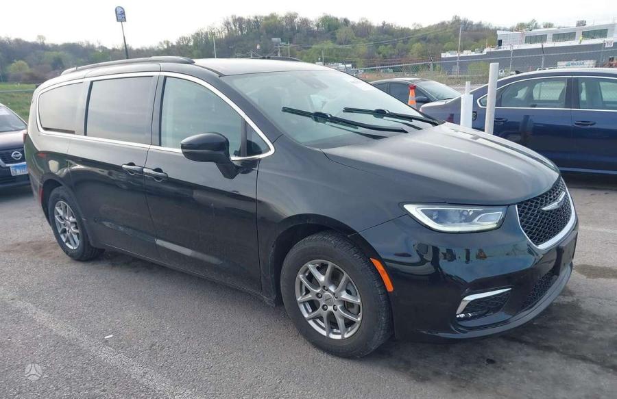 Melns Chrysler Pacifica 2021 Viļņa, ar dzinēja tilpumu 3.61 L un nobraukumu 246 tūkst. km par 12200 €, foto 1 vietnē AUTOMOTO.COM.LV