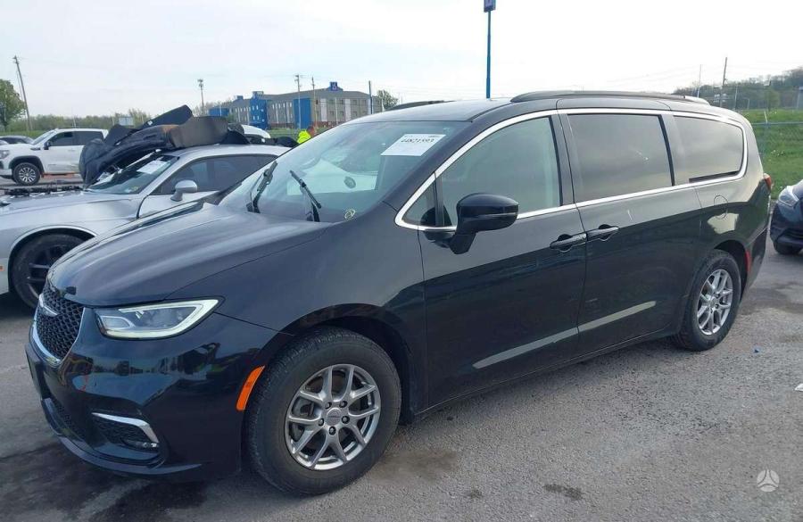 Melns Chrysler Pacifica 2021 Viļņa, ar dzinēja tilpumu 3.61 L un nobraukumu 246 tūkst. km par 12200 €, foto 6 vietnē AUTOMOTO.COM.LV