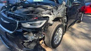 Melns Chrysler Pacifica 2021 Ukmergė, ar dzinēja tilpumu 3.61 L un nobraukumu 226 tūkst. km par 10990 €, foto 9 vietnē AUTOMOTO.COM.LV