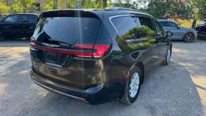 Melns Chrysler Pacifica 2021 Ukmergė, ar dzinēja tilpumu 3.61 L un nobraukumu 226 tūkst. km par 10990 €, foto 13 vietnē AUTOMOTO.COM.LV