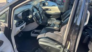 Melns Chrysler Pacifica 2021 Ukmergė, ar dzinēja tilpumu 3.61 L un nobraukumu 226 tūkst. km par 10990 €, foto 15 vietnē AUTOMOTO.COM.LV