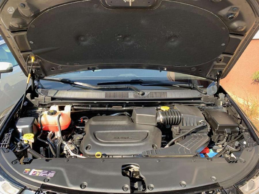 Melns Chrysler Pacifica 2021 Klaipėda, ar dzinēja tilpumu 3.61 L un nobraukumu 151 tūkst. km par 19500 €, foto 9 vietnē AUTOMOTO.COM.LV