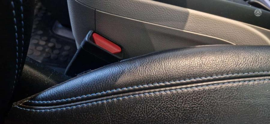 Melns Chrysler Pacifica 2021 Šauļi, ar dzinēja tilpumu 3.60 L un nobraukumu 147 tūkst. km par 26999 €, foto 51 vietnē AUTOMOTO.COM.LV