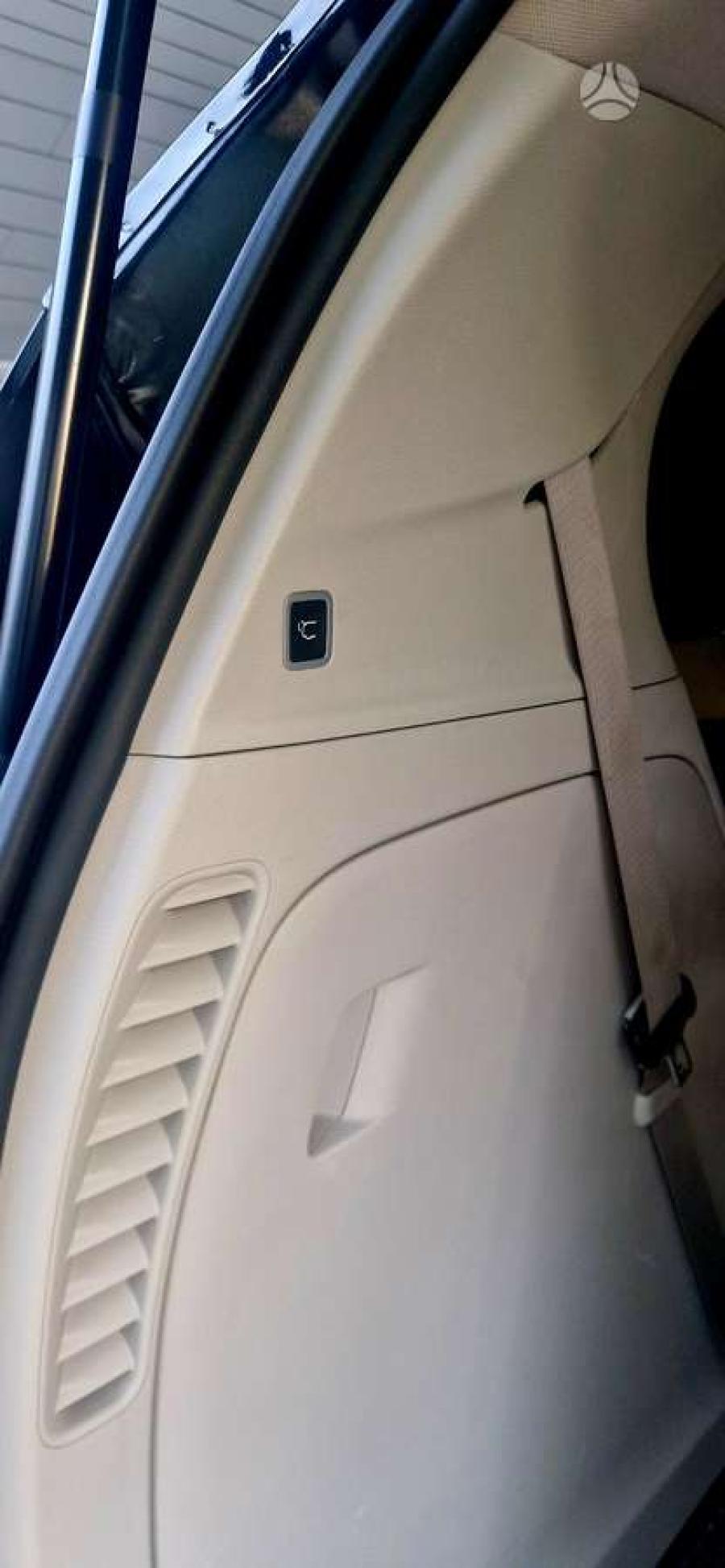 Melns Chrysler Pacifica 2021 Šauļi, ar dzinēja tilpumu 3.60 L un nobraukumu 147 tūkst. km par 26999 €, foto 61 vietnē AUTOMOTO.COM.LV