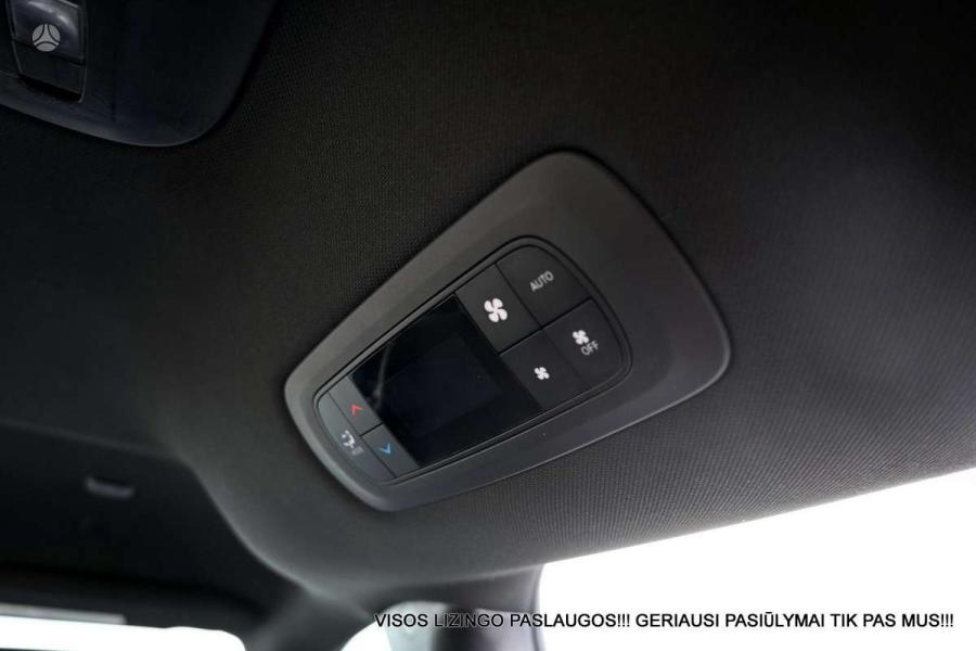 Black Chrysler Pacifica 2021 in Kretinga, with an engine capacity of 3.61 L and mileage of 129 thousand km for 22699 €, photo 33 on AUTOMOTO.COM.LV