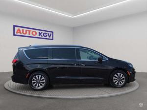 Melns Chrysler Pacifica 2021 Viļņa, ar dzinēja tilpumu 3.60 L un nobraukumu 136 tūkst. km par 25499 €, foto 7 vietnē AUTOMOTO.COM.LV