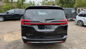 Melns Chrysler Pacifica 2021 Ukmergė, ar dzinēja tilpumu 3.61 L un nobraukumu 89 tūkst. km par 8199 €, foto 9 vietnē AUTOMOTO.COM.LV