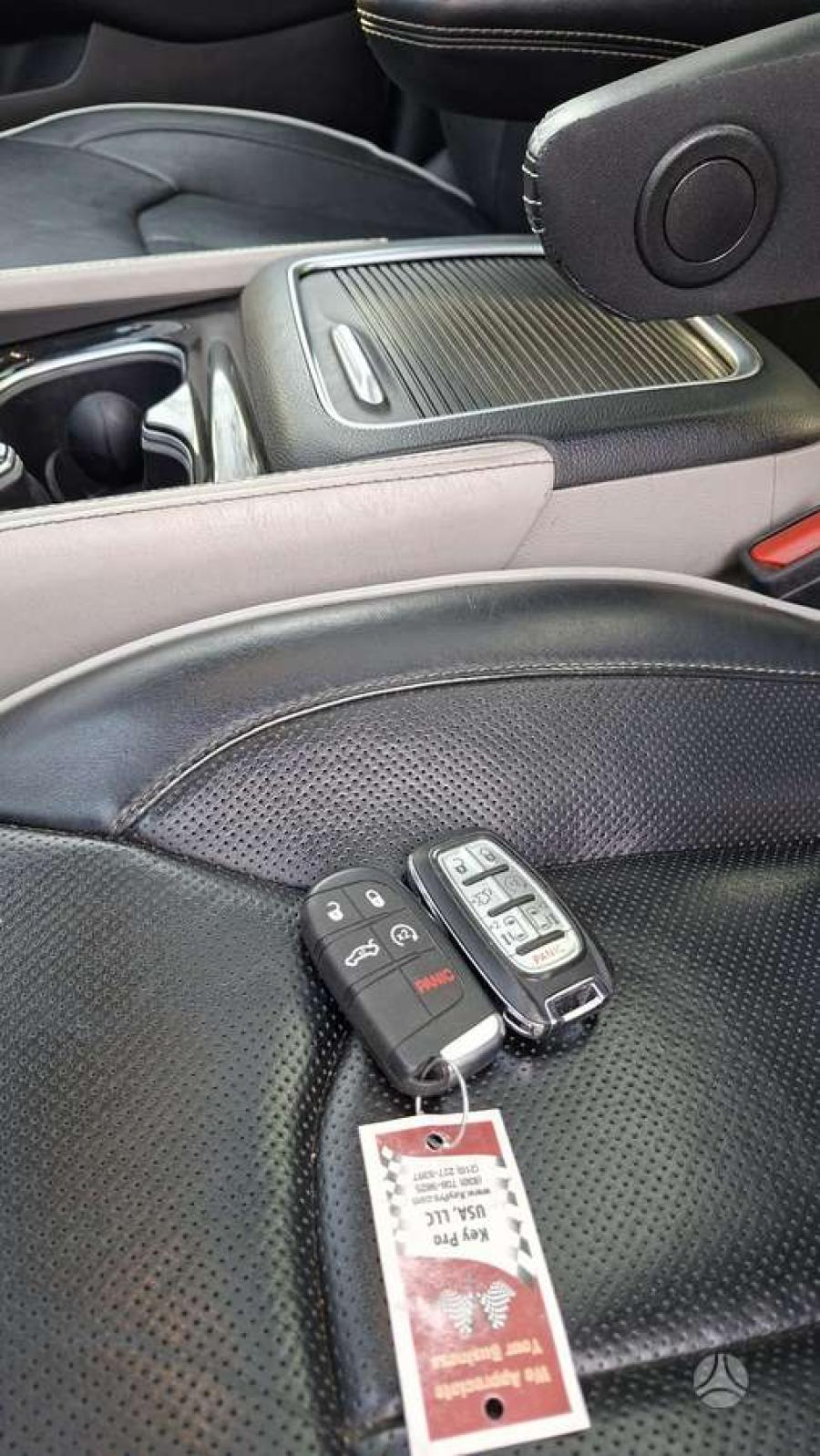 Melns Chrysler Pacifica 2022 Kauņa, ar dzinēja tilpumu 3.60 L un nobraukumu 228 tūkst. km par 21500 €, foto 49 vietnē AUTOMOTO.COM.LV