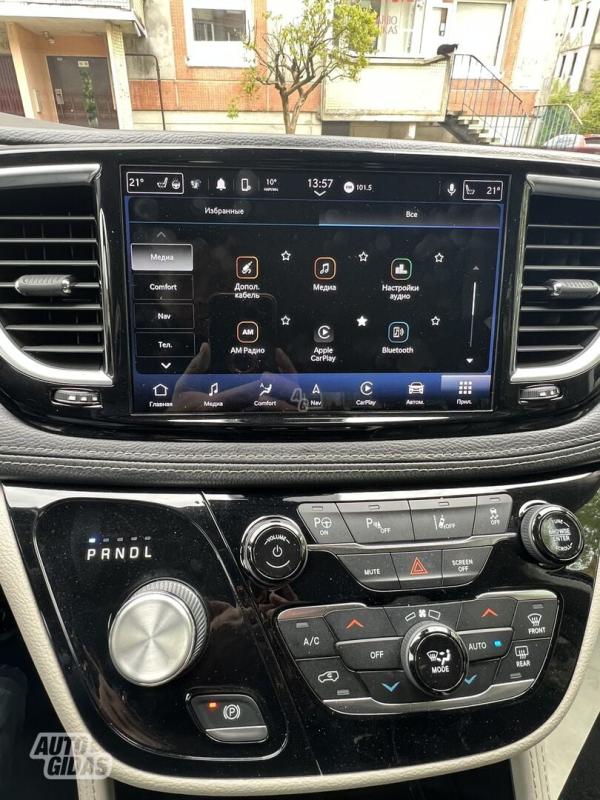 Melns Chrysler Pacifica 2023 Klaipėda, ar dzinēja tilpumu 3.60 L un nobraukumu 72 tūkst. km par 31800 €, foto 11 vietnē AUTOMOTO.COM.LV