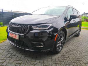 Melns Chrysler Pacifica 2023 Viļņa, ar dzinēja tilpumu 3.60 L un nobraukumu 128 tūkst. km par 26500 €, foto 4 vietnē AUTOMOTO.COM.LV