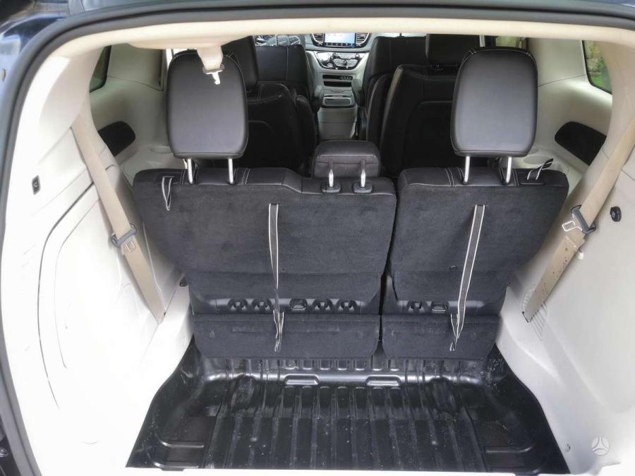Melns Chrysler Pacifica 2023 Viļņa, ar dzinēja tilpumu 3.60 L un nobraukumu 128 tūkst. km par 26500 €, foto 20 vietnē AUTOMOTO.COM.LV