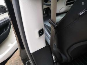 Melns Chrysler Pacifica 2023 Viļņa, ar dzinēja tilpumu 3.60 L un nobraukumu 128 tūkst. km par 26500 €, foto 22 vietnē AUTOMOTO.COM.LV