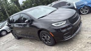 Melns Chrysler Pacifica 2023 Plungė, ar dzinēja tilpumu 3.61 L un nobraukumu 57 tūkst. km par 20850 €, foto 13 vietnē AUTOMOTO.COM.LV