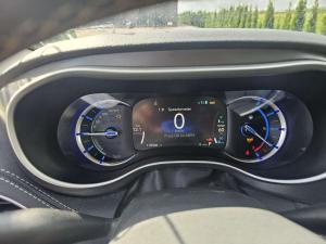 Black Chrysler Pacifica 2023 in Kaunas, with an engine capacity of 3.60 L and mileage of 190 thousand km for 11900 €, photo 14 on AUTOMOTO.COM.LV