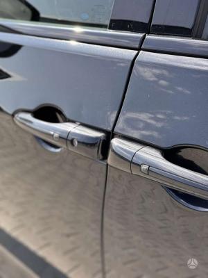 Melns Chrysler Pacifica 2022 Klaipėda, ar dzinēja tilpumu 3.60 L un nobraukumu 171 tūkst. km par 20200 €, foto 8 vietnē AUTOMOTO.COM.LV