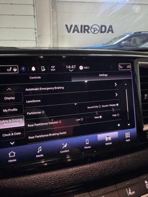 Melns Chrysler Pacifica 2022 Klaipėda, ar dzinēja tilpumu 3.60 L un nobraukumu 171 tūkst. km par 20200 €, foto 34 vietnē AUTOMOTO.COM.LV