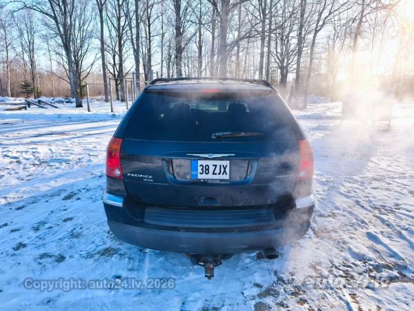 Black Chrysler Pacifica 2005 in Tallinn, with an engine capacity of 3.50 L and mileage of 0 thousand km for 2200 €, photo 5 on AUTOMOTO.COM.LV
