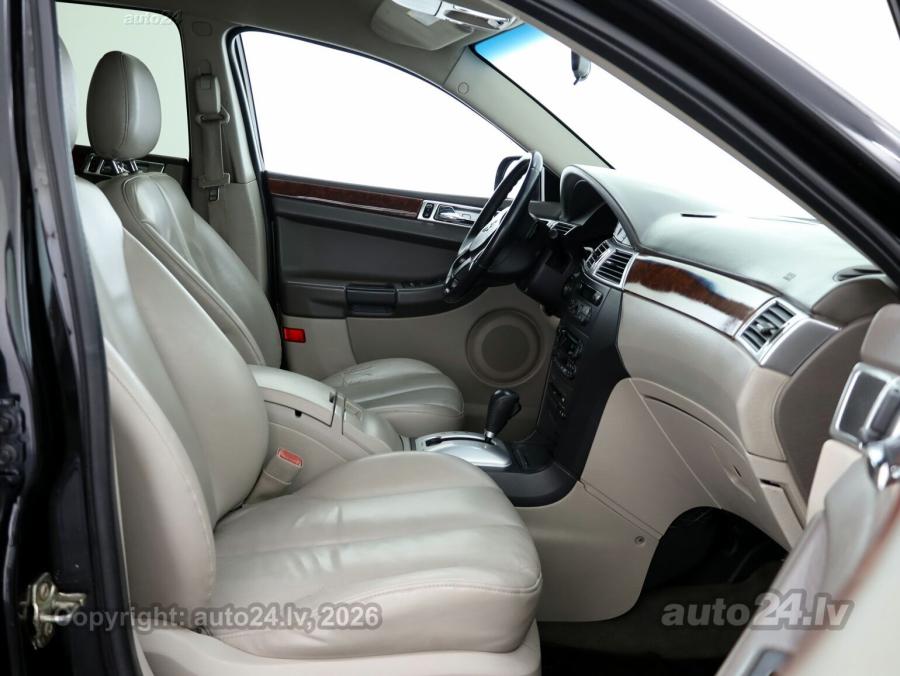 Melns Chrysler Pacifica 2005 Tallina, ar dzinēja tilpumu 3.50 L un nobraukumu 263 tūkst. km par 999 €, foto 7 vietnē AUTOMOTO.COM.LV