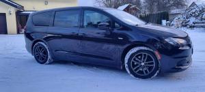 Melns Chrysler Pacifica 2017 Viļņa, ar dzinēja tilpumu 3.60 L un nobraukumu 172 tūkst. km par 11550 €, foto 8 vietnē AUTOMOTO.COM.LV