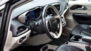 Melns Chrysler Pacifica 2018 Tallina, ar dzinēja tilpumu 3.60 L un nobraukumu 190 tūkst. km par 17800 €, foto 6 vietnē AUTOMOTO.COM.LV