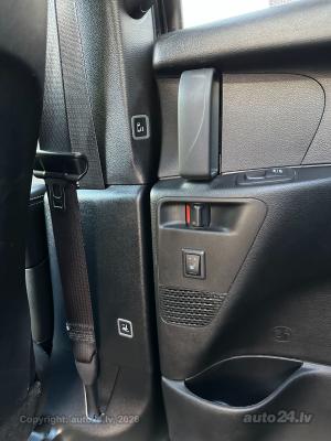 Black Chrysler Pacifica 2018 in Tallinn, with an engine capacity of 3.60 L and mileage of 189 thousand km for 17880 €, photo 19 on AUTOMOTO.COM.LV