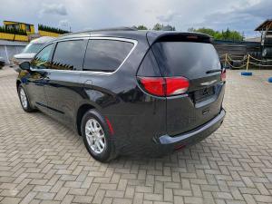 Melns Chrysler Pacifica 2020 Šauļi, ar dzinēja tilpumu 3.60 L un nobraukumu 199 tūkst. km par 13550 €, foto 6 vietnē AUTOMOTO.COM.LV