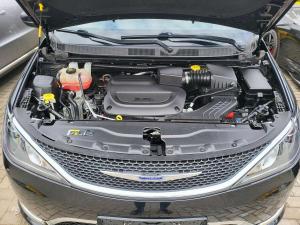 Melns Chrysler Pacifica 2020 Šauļi, ar dzinēja tilpumu 3.60 L un nobraukumu 199 tūkst. km par 13550 €, foto 16 vietnē AUTOMOTO.COM.LV
